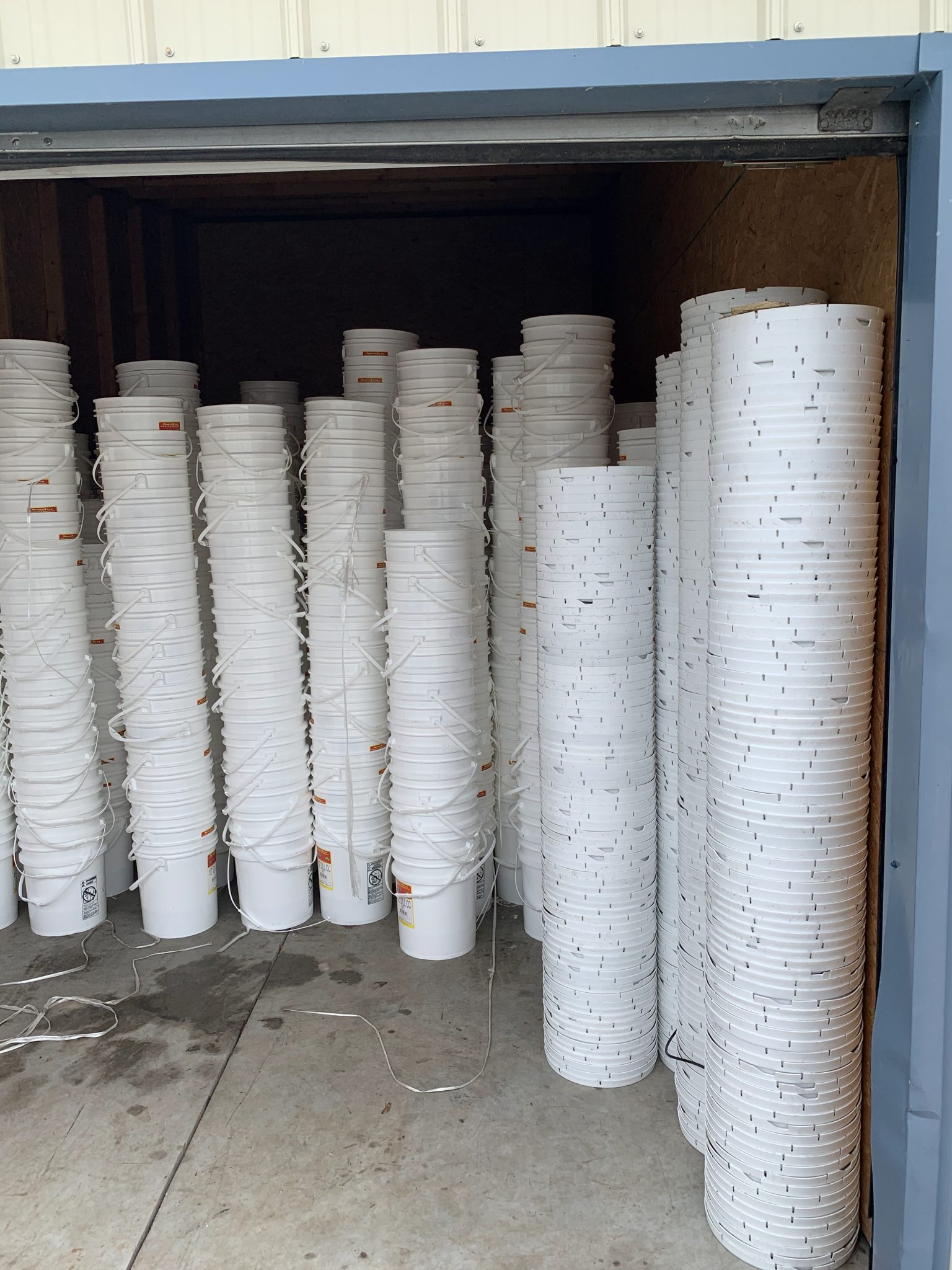 The Ultimate Guide to Affordable 5 Gallon Buckets: Practical Uses ...